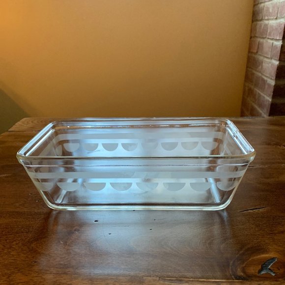 Pyrex | Kitchen | Vintage Pyrex Etched Scallop Glass Loaf Pan 22 593b ...